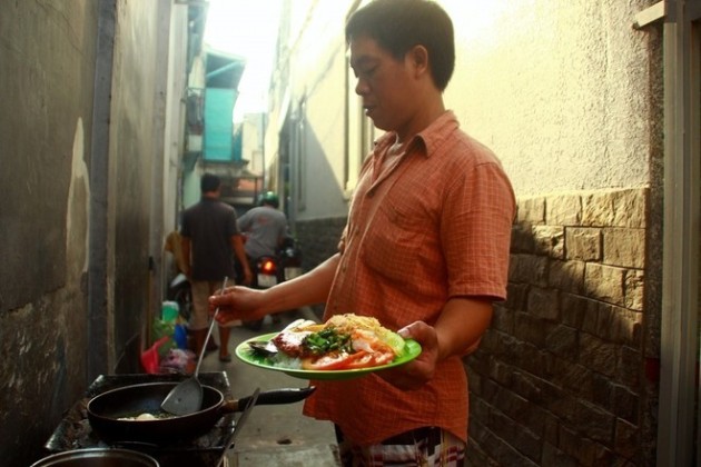 Must eat in Saigon. 31+ must-try & best street food in Saigon (Ho Chi ...