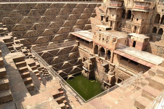 10+ photos show the beauty of Indian underground wells - Living ...