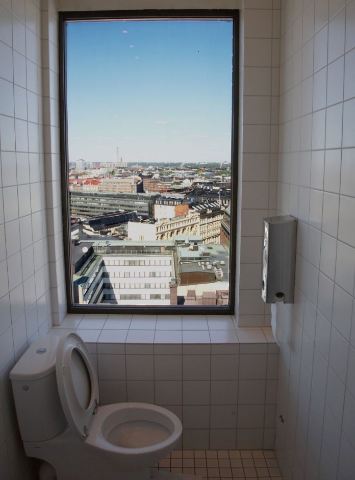 31+ photos show amazing toilet views around the world - Living + Nomads ...