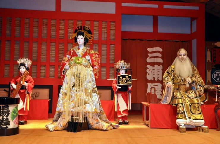 Kabuki performance - Living + Nomads – Travel tips, Guides, News ...