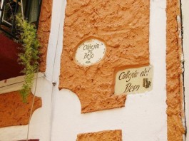 Explore El Callejon del Beso Guanajuato — The kissing alley gets its ...