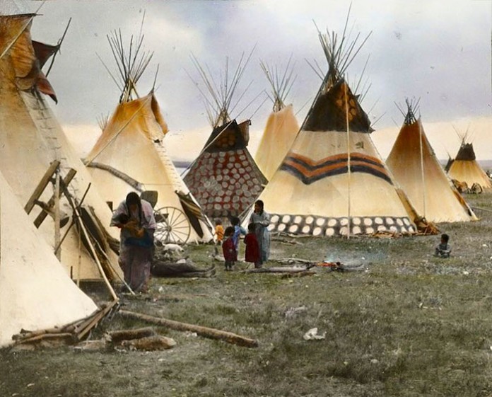 15+ rare captivating colour of native American photos 1800s - Living ...