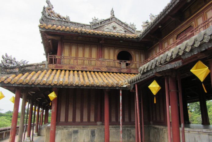 noon gate ngo mon-hue imperial citadel maps address opening hours guide ...
