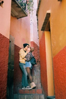 Explore El Callejon del Beso Guanajuato — The kissing alley gets its ...