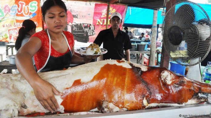 Tasting Babi Guling Bali – The most famous food in Bali - Living ...