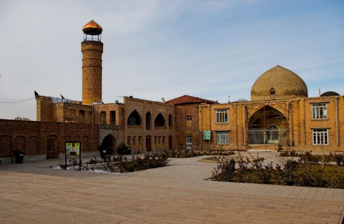 Visiting Tabriz – The Carpet Capital of the World - Living + Nomads ...