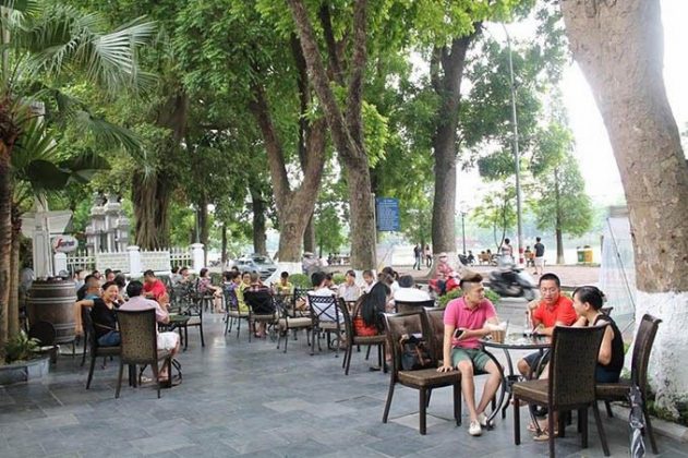 Best cafe in Hanoi — 9 beautiful cafes overlooking Hoan Kiem Lake in ...