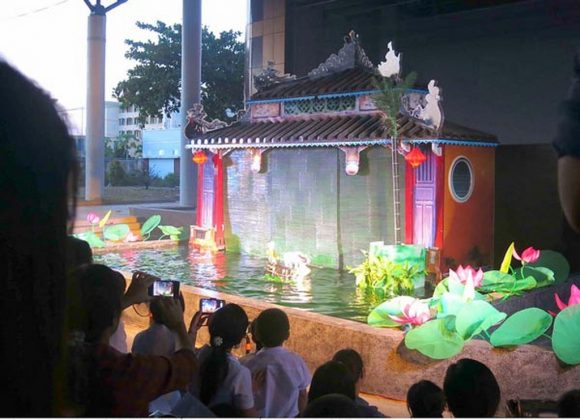 10 great places to see water puppet show in Vietnam