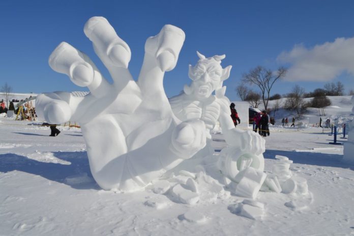Visit Quebec and explore the fascinating Quebec Winter Carnival ...