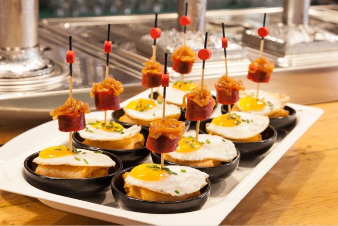 Tasting Tapas, Canapé & Dimsum — The art in one bite - Living + Nomads ...