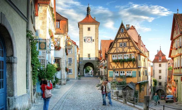 Exploring top 7 most beautiful towns in Germany you should visit at ...