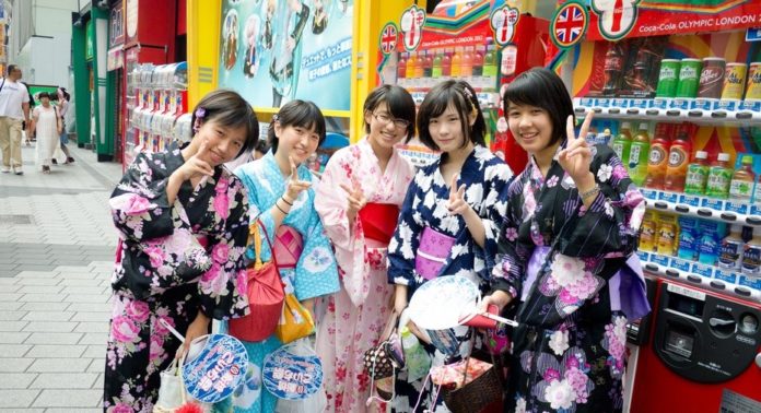 Japanese culture traditions — Explore 8 traditional Japanese cultural ...