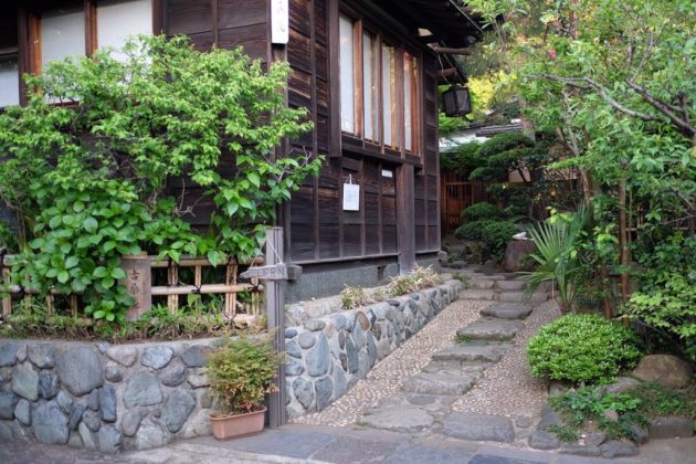 Visiting Kosoan tea house — The traditional tea room in Tokyo - Living ...