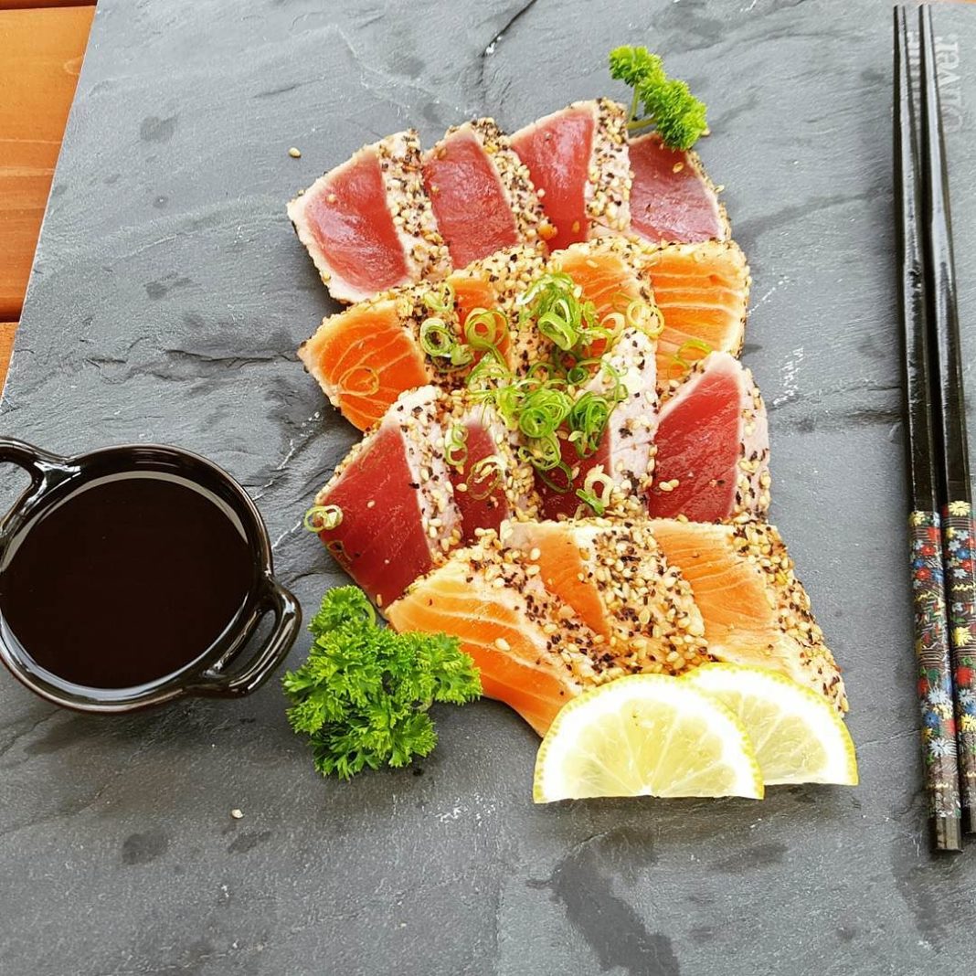 How to eat Sashimi like a local? - Living + Nomads – Travel tips ...