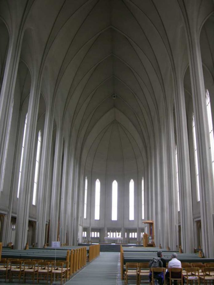 Famous churches in Europe — Top 15 beautiful churches in Europe you ...