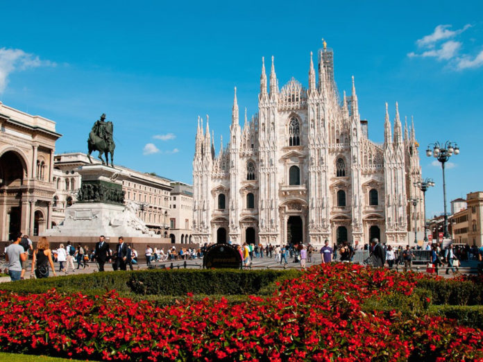 Famous churches in Europe — Top 15 beautiful churches in Europe you ...