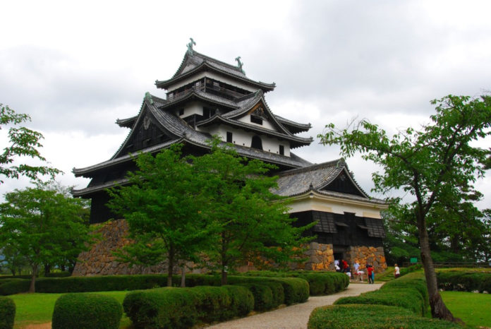 Top castles in Japan — 10 best & famous Japanese castles you should ...