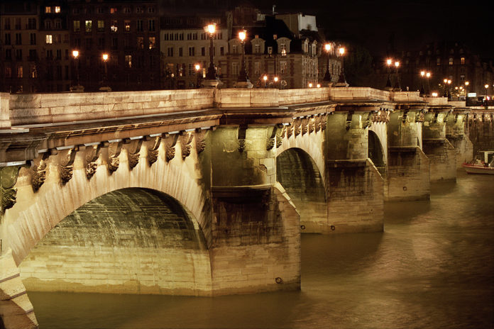 Visiting Paris to hear the most famous bridges in Paris tell stories ...