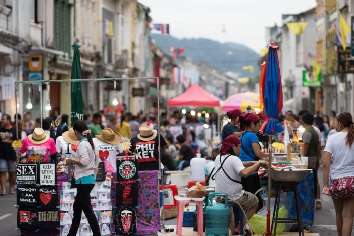 Explore Phuket weekend night market — Enjoy shopping at Phuket's most ...