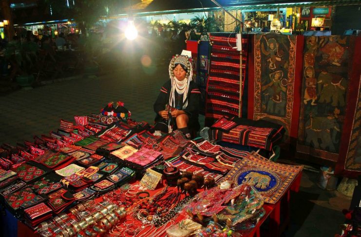 Chiang Rai-night market - Living + Nomads – Travel tips, Guides, News ...