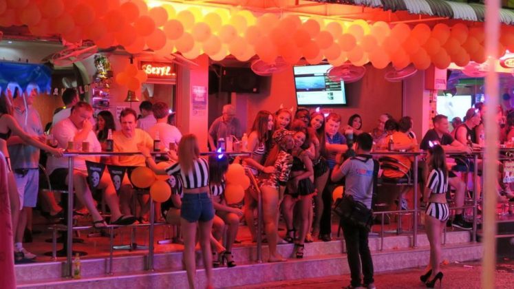 Best nightlife in Pattaya — What to do in Pattaya at night? - Living ...