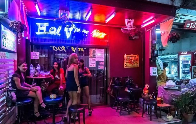 Best nightlife in Pattaya — What to do in Pattaya at night? - Living ...