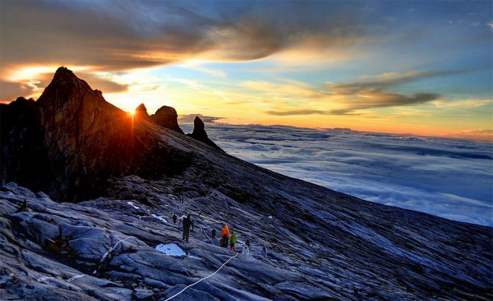 Borneo experiences — Top 7 unforgettable experiences on the tropical ...