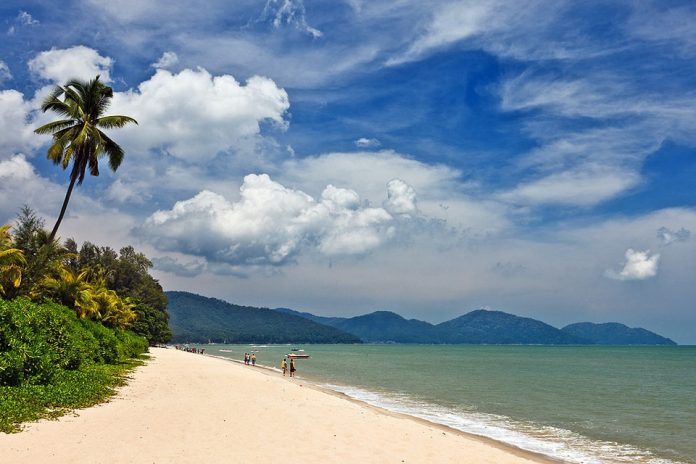 Top beaches in Penang — 7+ most beautiful & best beaches in Penang ...