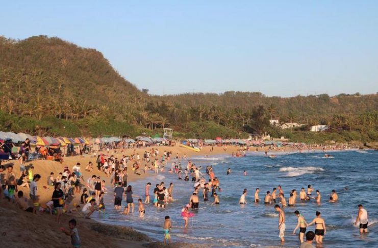 Baishawan beach kenting taiwan 2 - Living + Nomads – Travel tips ...