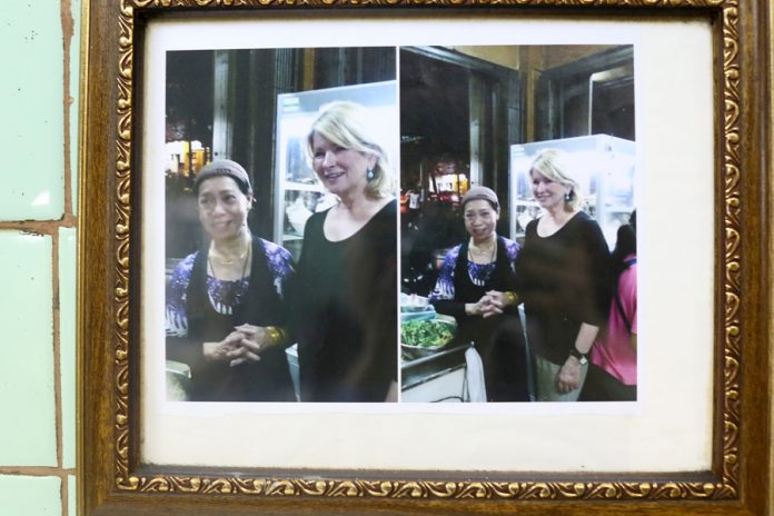 Explore Raan Jay Fai — The level of Thai street food wins Michelin star ...