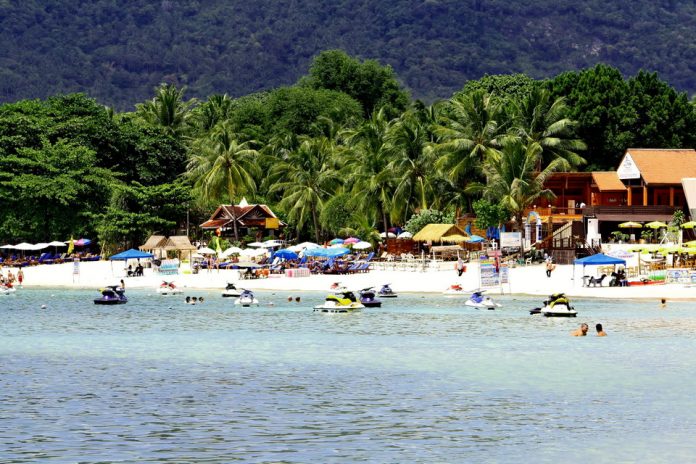 Choeng Mon - Living + Nomads – Travel tips, Guides, News & Information!