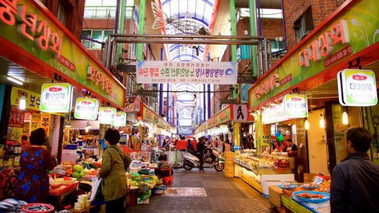 Busan market — 5 best seafood market in Busan & Busan traditional ...