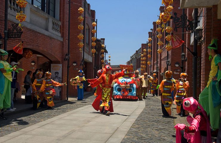 National Center for Traditional Arts parade activity3 - Living + Nomads ...