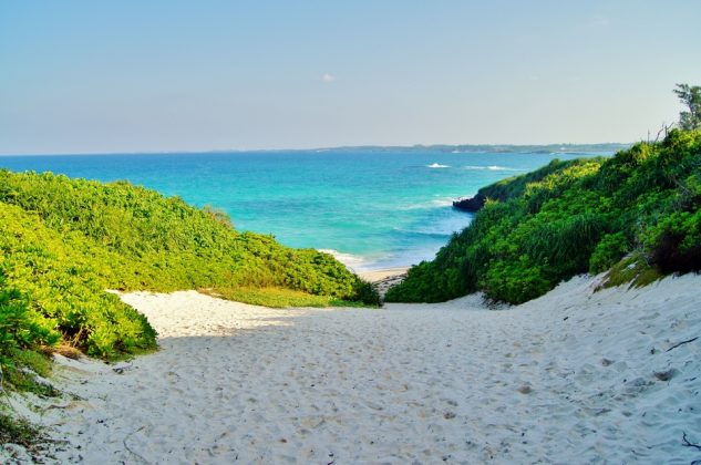 Sunayama Beach - Living + Nomads – Travel tips, Guides, News & Information!