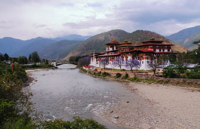 Bhutan travel blog — The fullest Bhutan travel guide blog for a ...