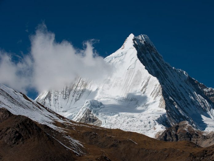 Stunning Chomolhari Trek - Living + Nomads – Travel tips, Guides, News ...