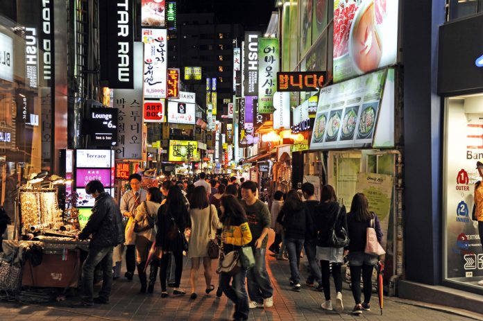 Myeongdong food blog — Top 12 Myeongdong best food & Myeongdong street ...