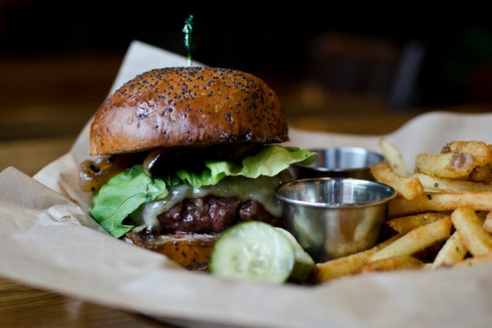 What to Eat in America? 11 Most Popular & Must-Try American Foods ...