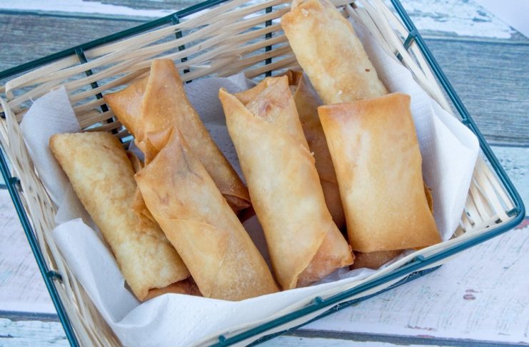Vietnamese Loempia (1) - Living + Nomads – Travel tips, Guides, News ...