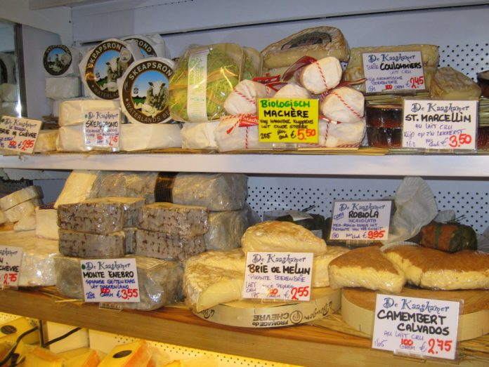 What to buy in Netherlands? — Top 15+ gifts, souvenirs & best things to ...