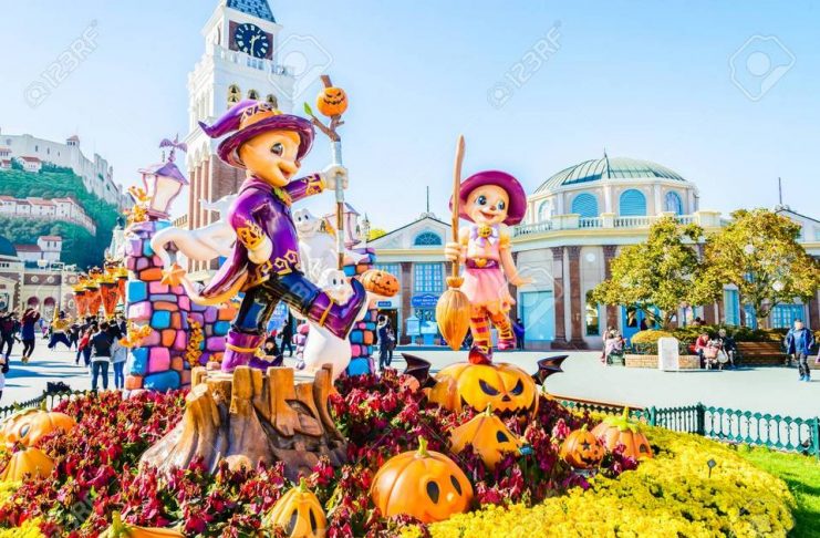 Spooky's Fun House, Magic Land, Everland, Korea - Living + Nomads ...