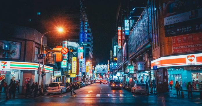 Guide to Ximending night market — 11+ things & what to do in Ximending ...