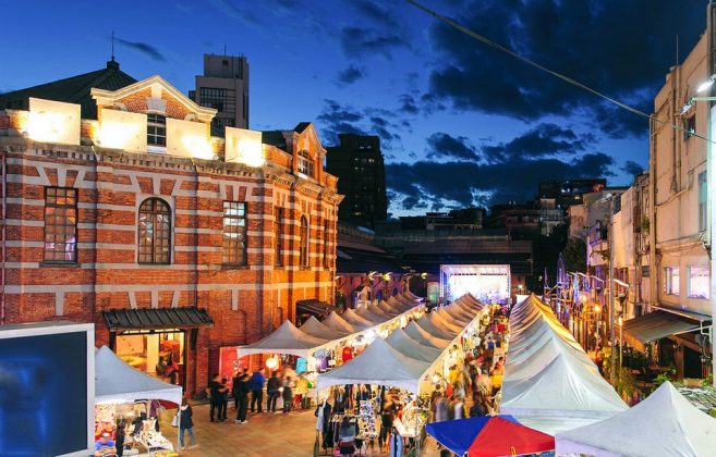 Guide to Ximending night market — 11+ things & what to do in Ximending ...