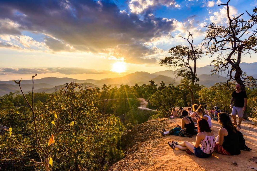 Pai day trip — What to do & how to spend one day in Pai Thailand ...
