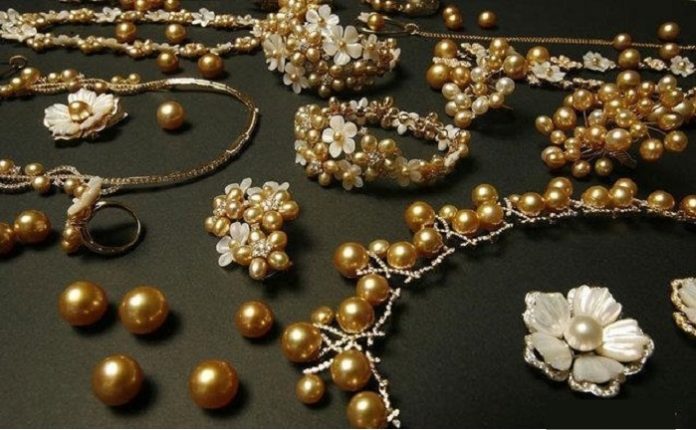 Must buy in Philippines — Top 11 cheap, famous gifts, souvenirs & best ...