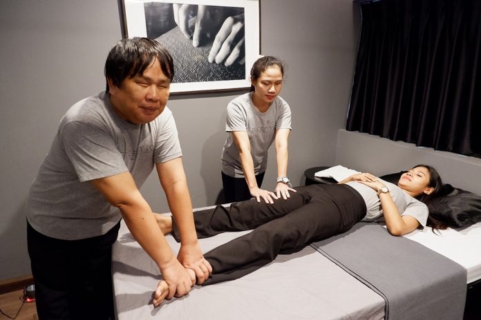 Unique massage in Bangkok Perception Blind Massage (3) - Living ...