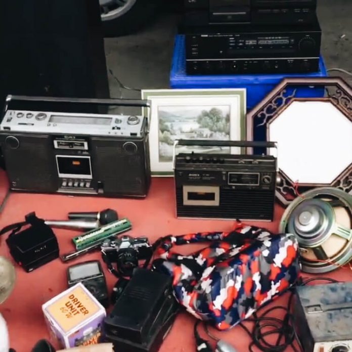 Visit Fuhe Bridge Flea Market (Fuhe Flea Market Taipei) — Discover one ...