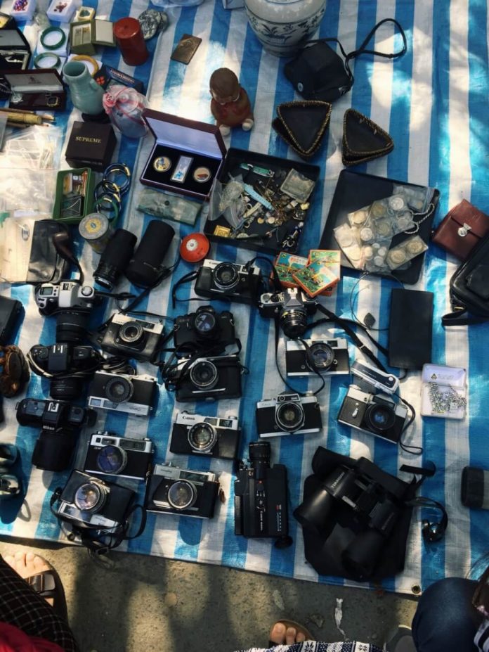 Visit Fuhe Bridge Flea Market (Fuhe Flea Market Taipei) — Discover one ...