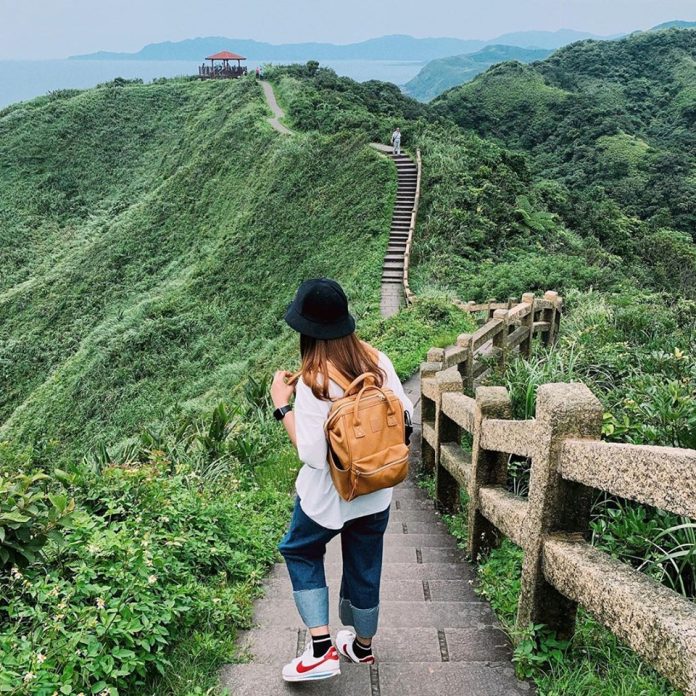 Bitoujiao Taiwan travel blog — Explore Bitoujiao – Jiufen – Shifen in 1 ...