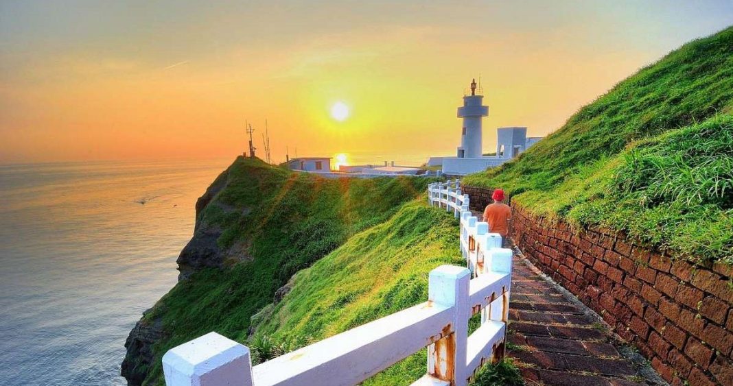 Bitoujiao Taiwan travel blog — Explore Bitoujiao – Jiufen – Shifen in 1 ...